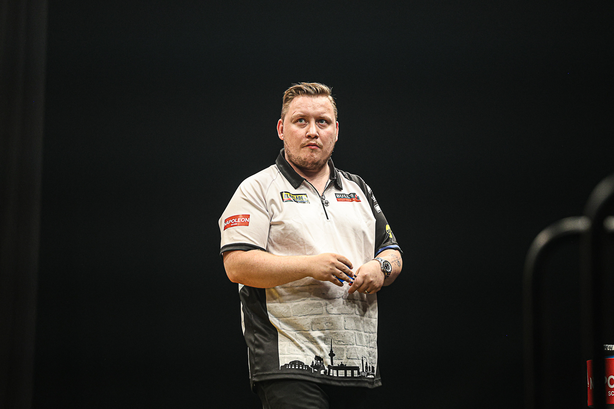 Czech Darts Open: Schindler unterliegt Humphries, Littler und van ...