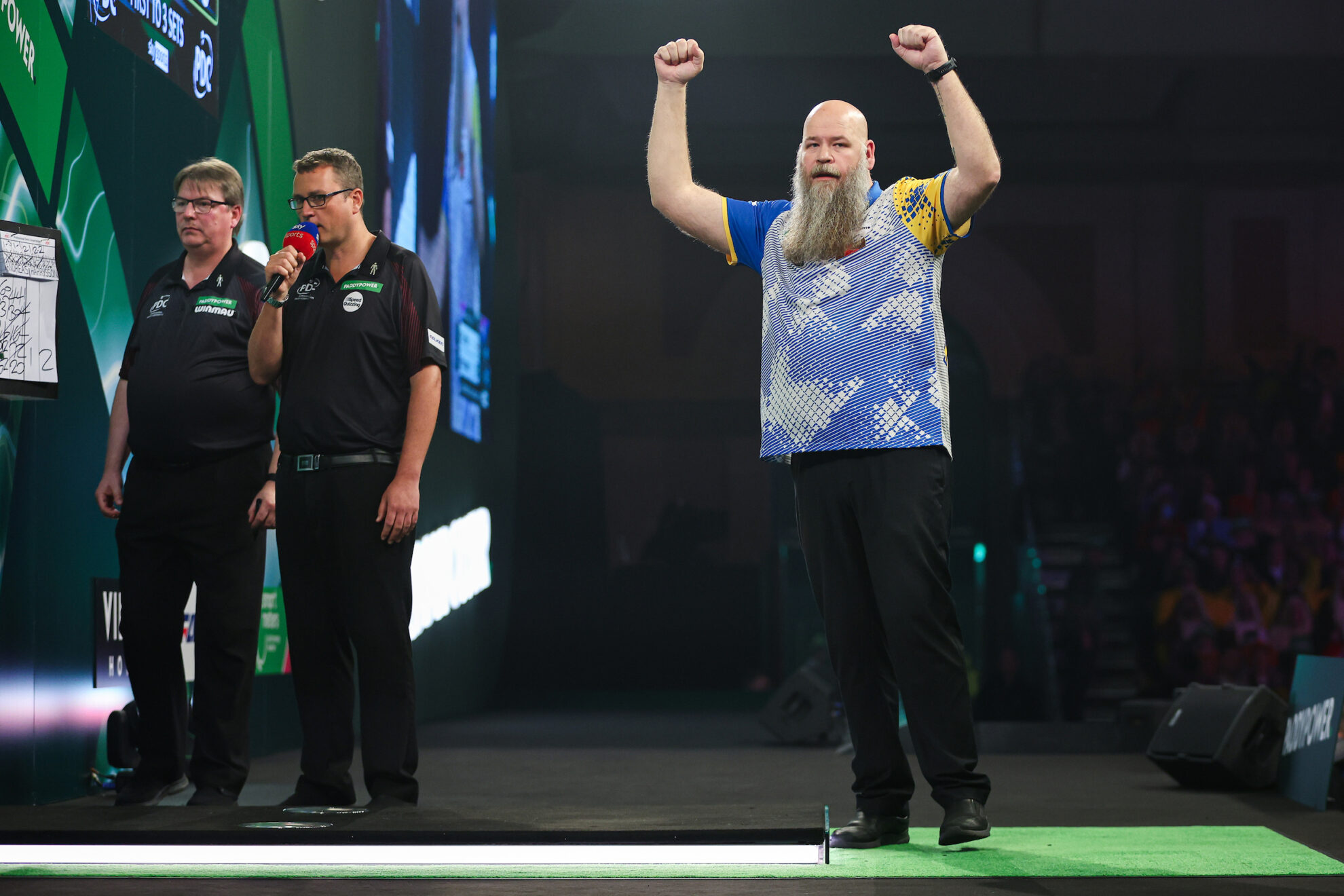Dart WM 2026: Van Veen stoppt Reyes-Comeback, Harrysson schockt Smith ...