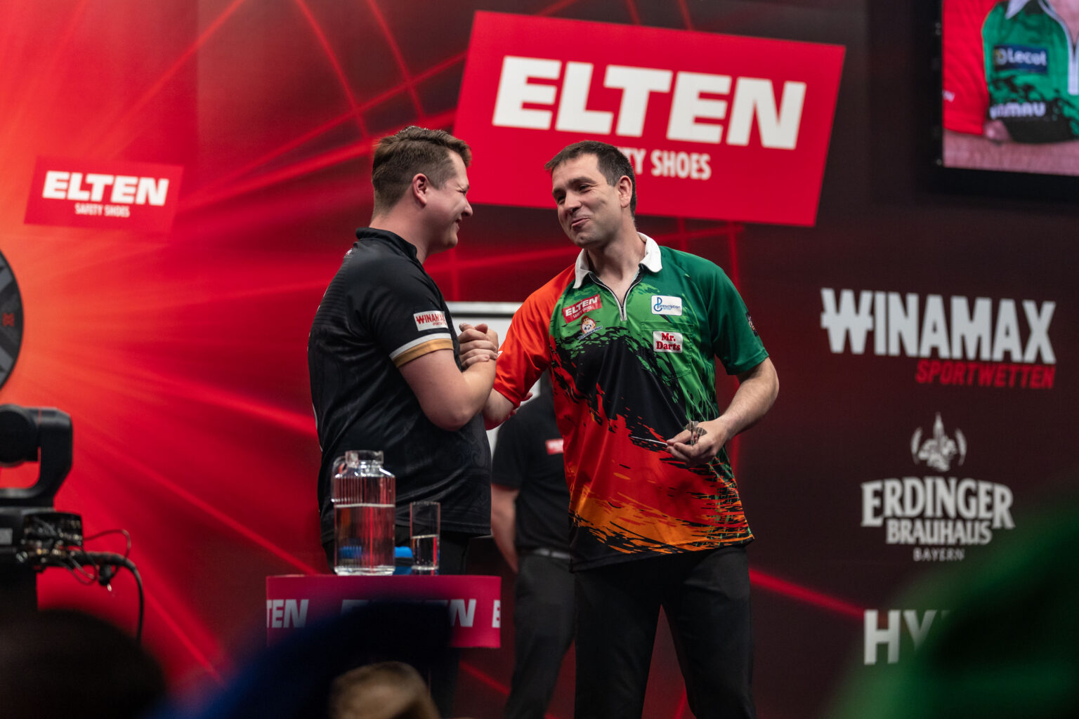 International Darts Open: Drei Deutsche scheiden aus - dartn.de